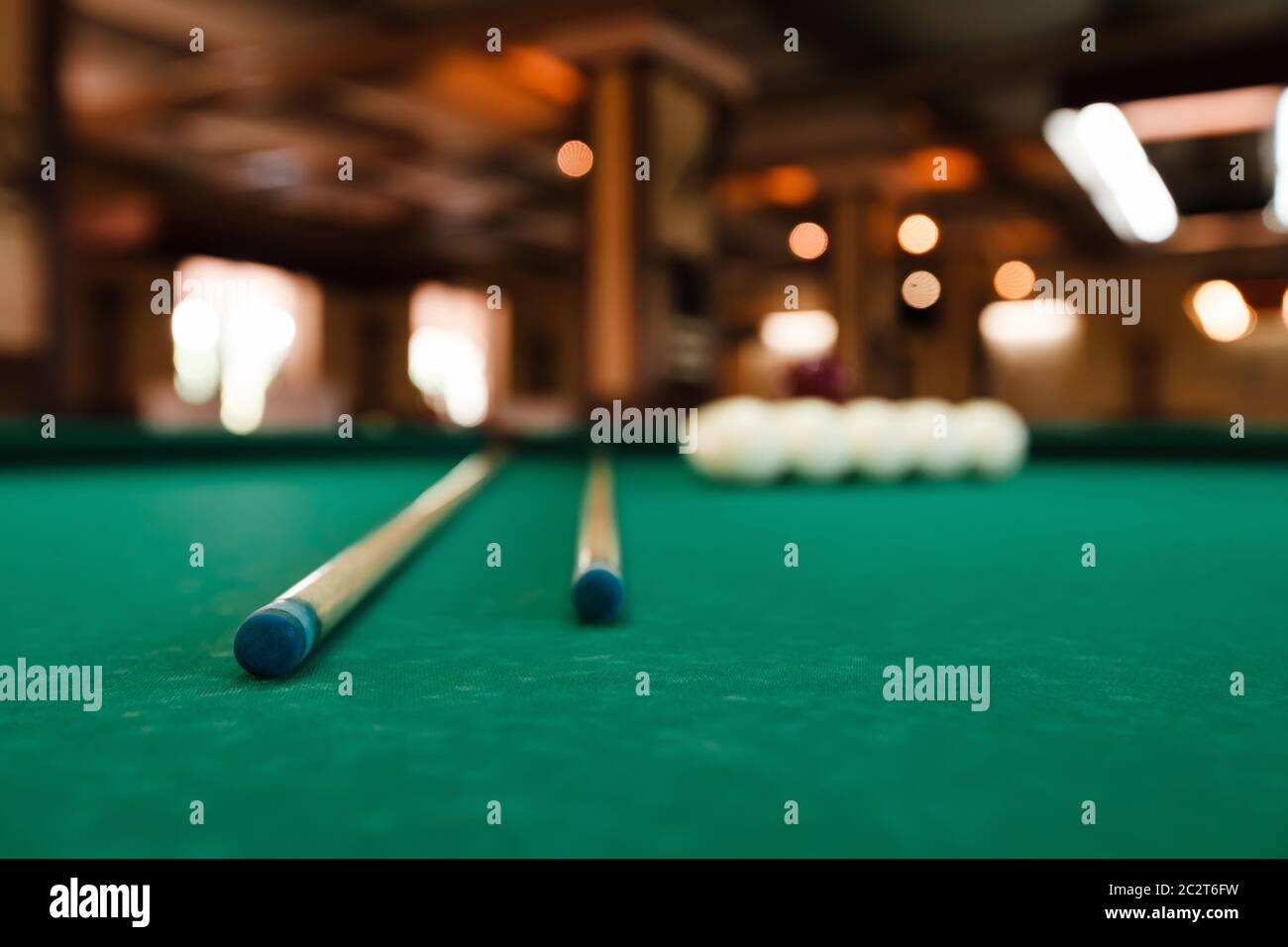 Billiard sticks hi-res stock photography and images - Alamy