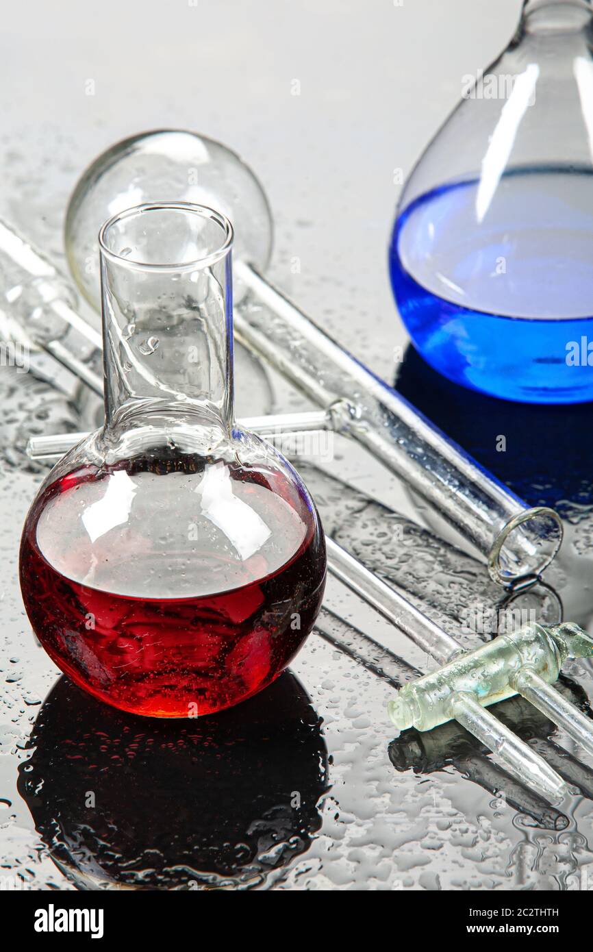 Chemical glassware hi-res stock photography and images - Alamy