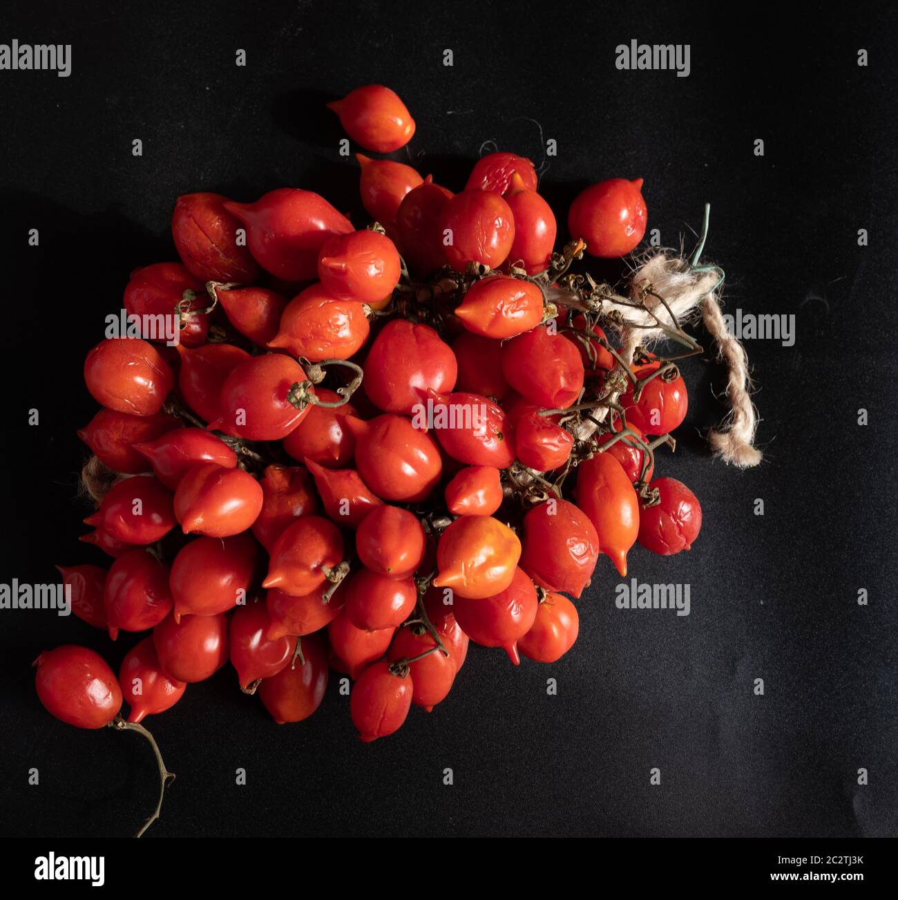 Piennolo tomato hi-res stock photography and images - Alamy