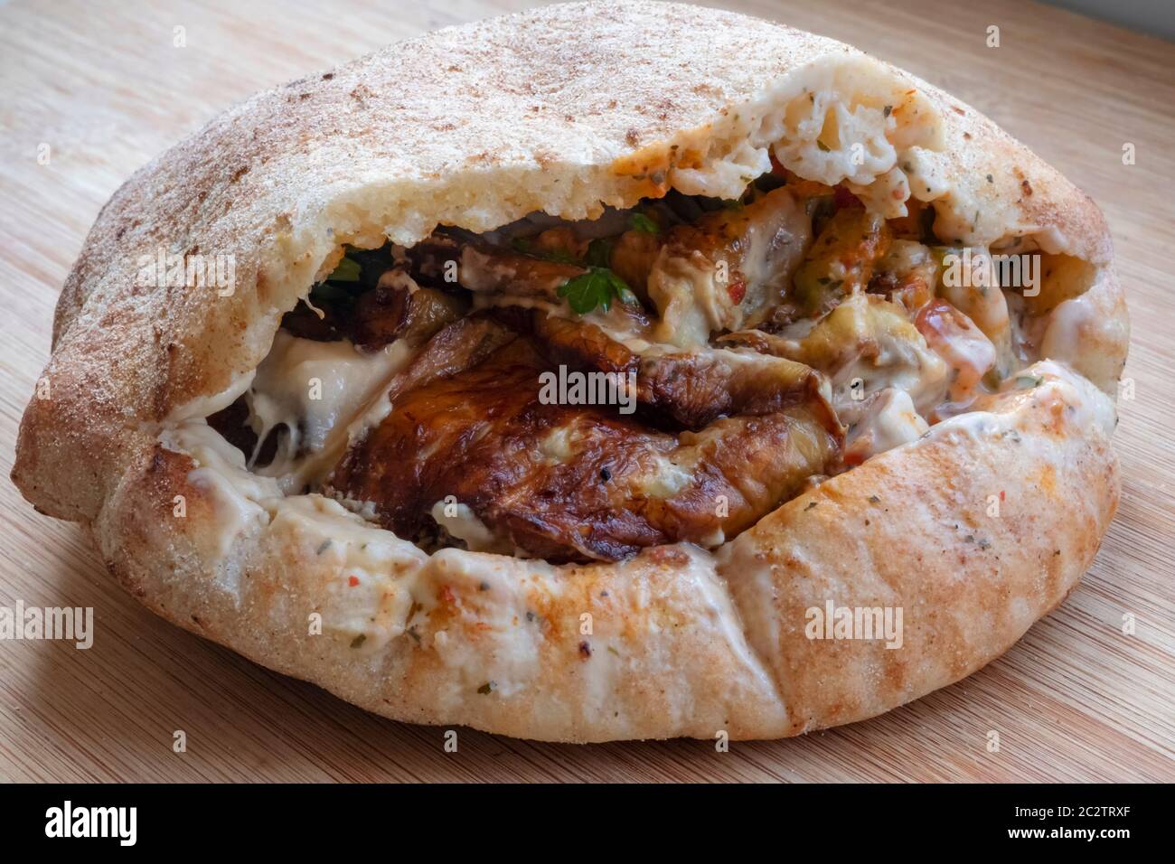 Sabih pita hi-res stock photography and images - Alamy