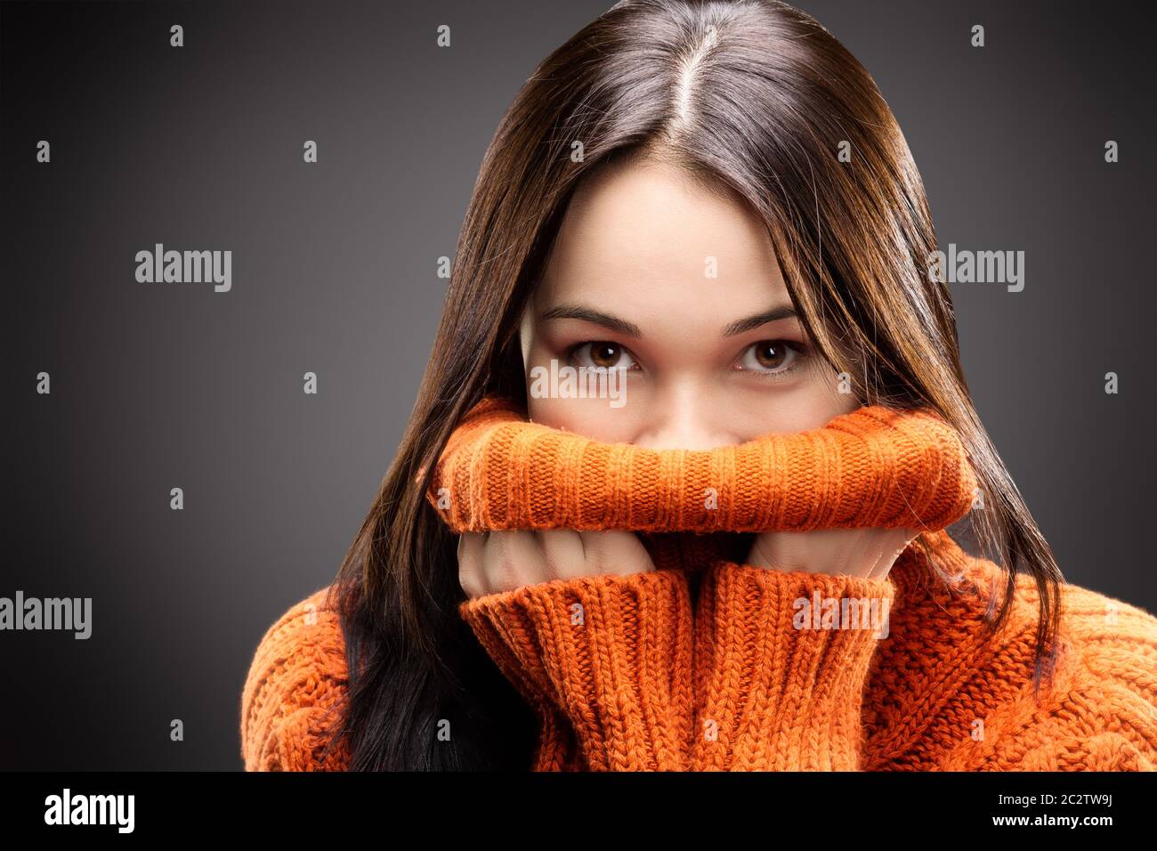 Attractive young lady posing for shot Stock Photo - Alamy