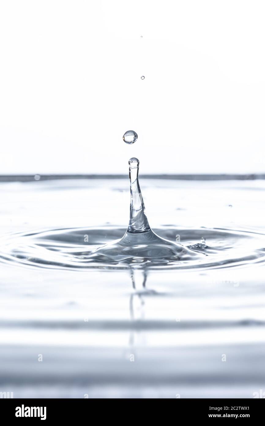 Water drop background hi-res stock photography and images - Alamy