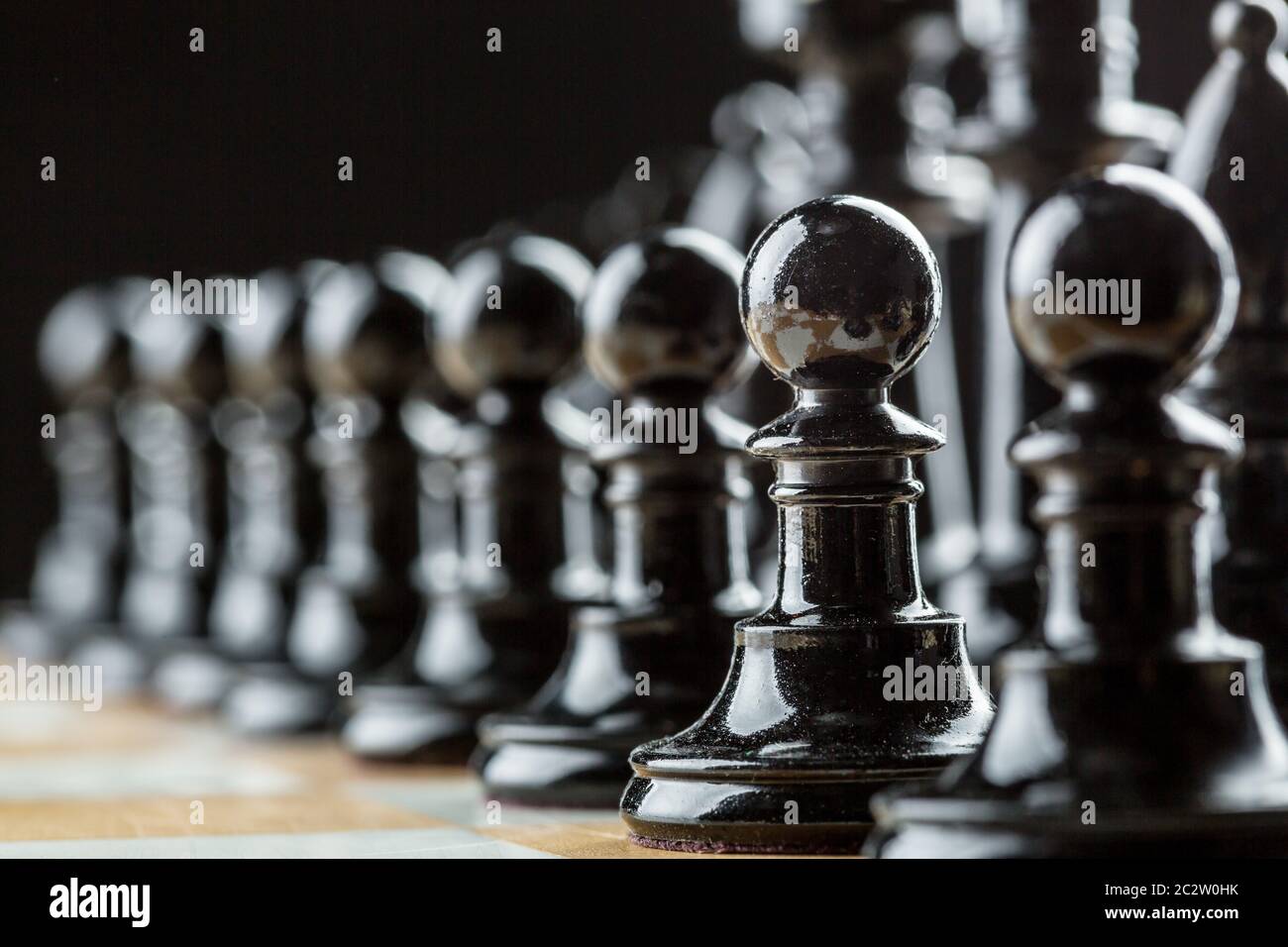 Chess pawns in a row hi-res stock photography and images - Alamy