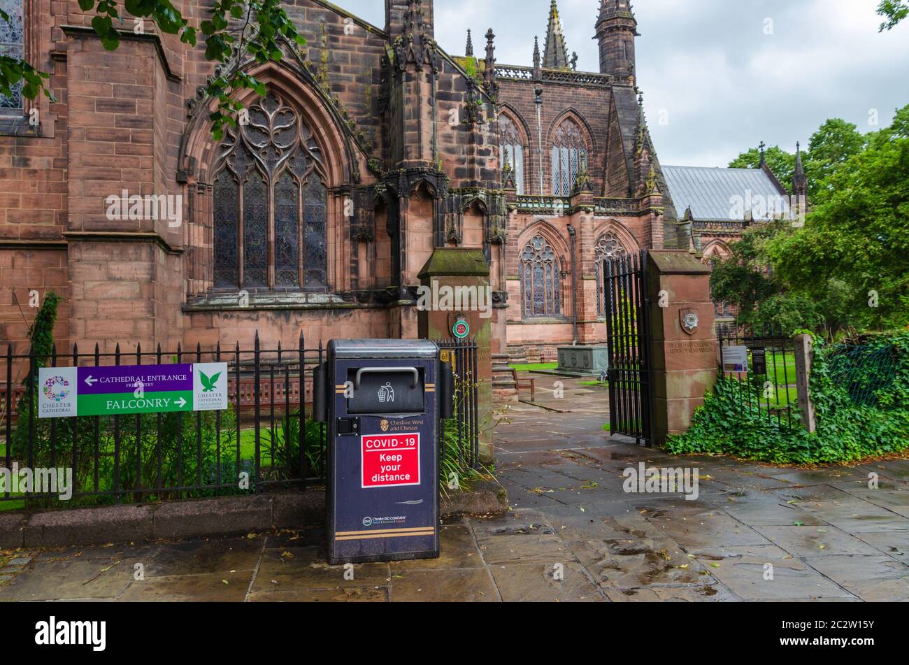 Chester, UK: Jun 14, 2020: A litter bin outside Chester Cathedral ...