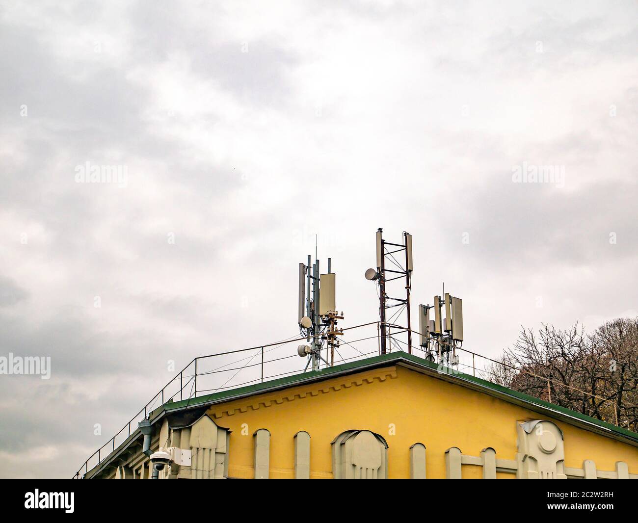 Mobile phone antennas on the roof hi-res stock photography and images ...