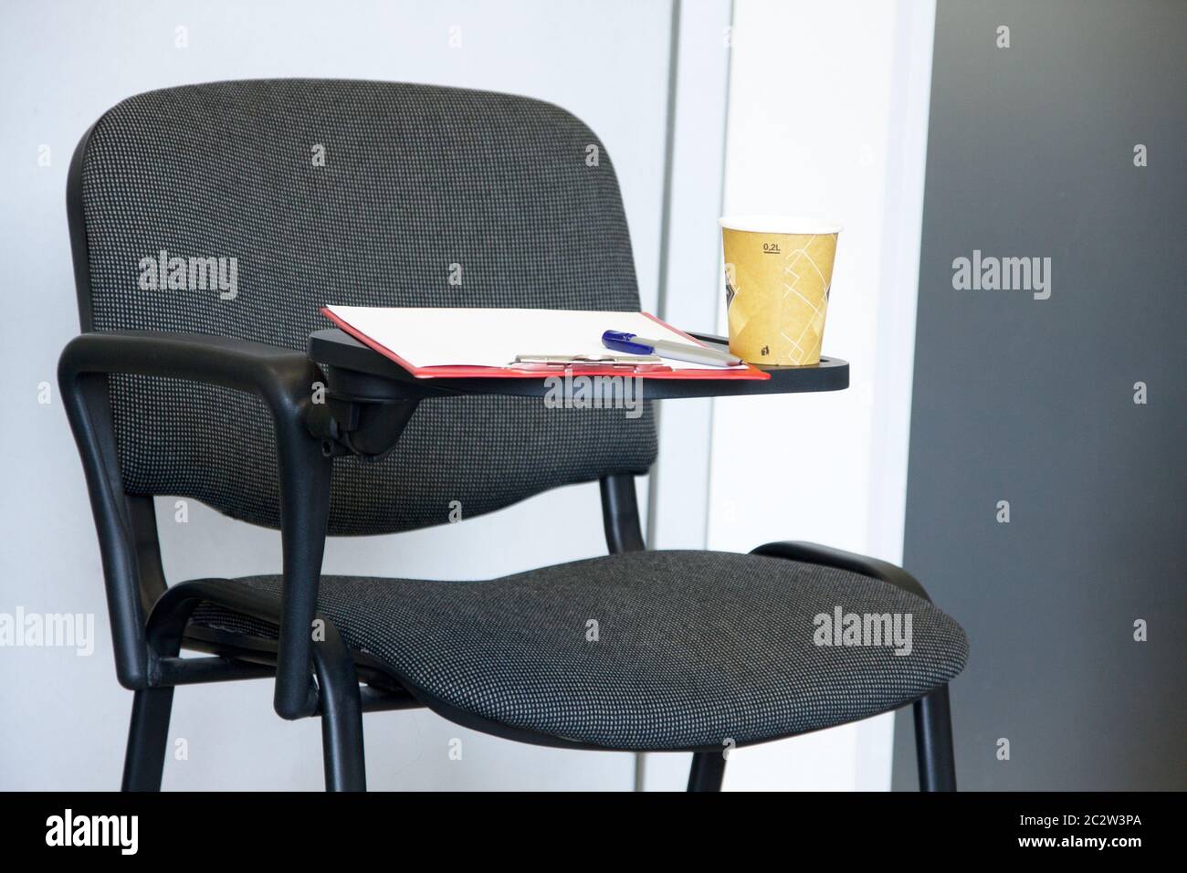 Empty seat in classroom Stock Photo - Alamy