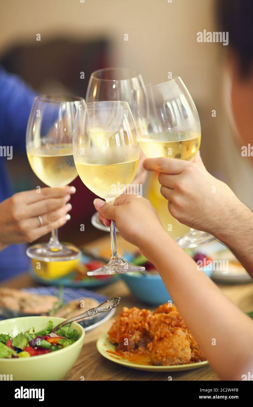 Group overhead hands restaurant hi-res stock photography and images - Alamy