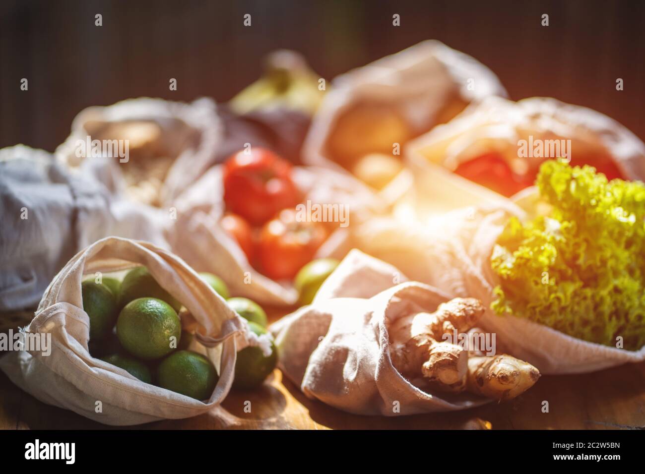 Green food waste bag hi-res stock photography and images - Alamy