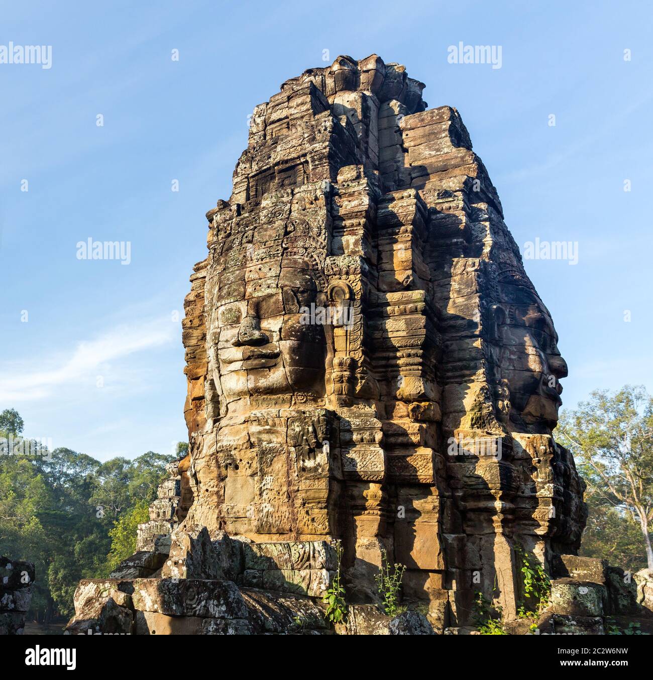 Mystic sculpture temple angkor hi-res stock photography and images - Alamy
