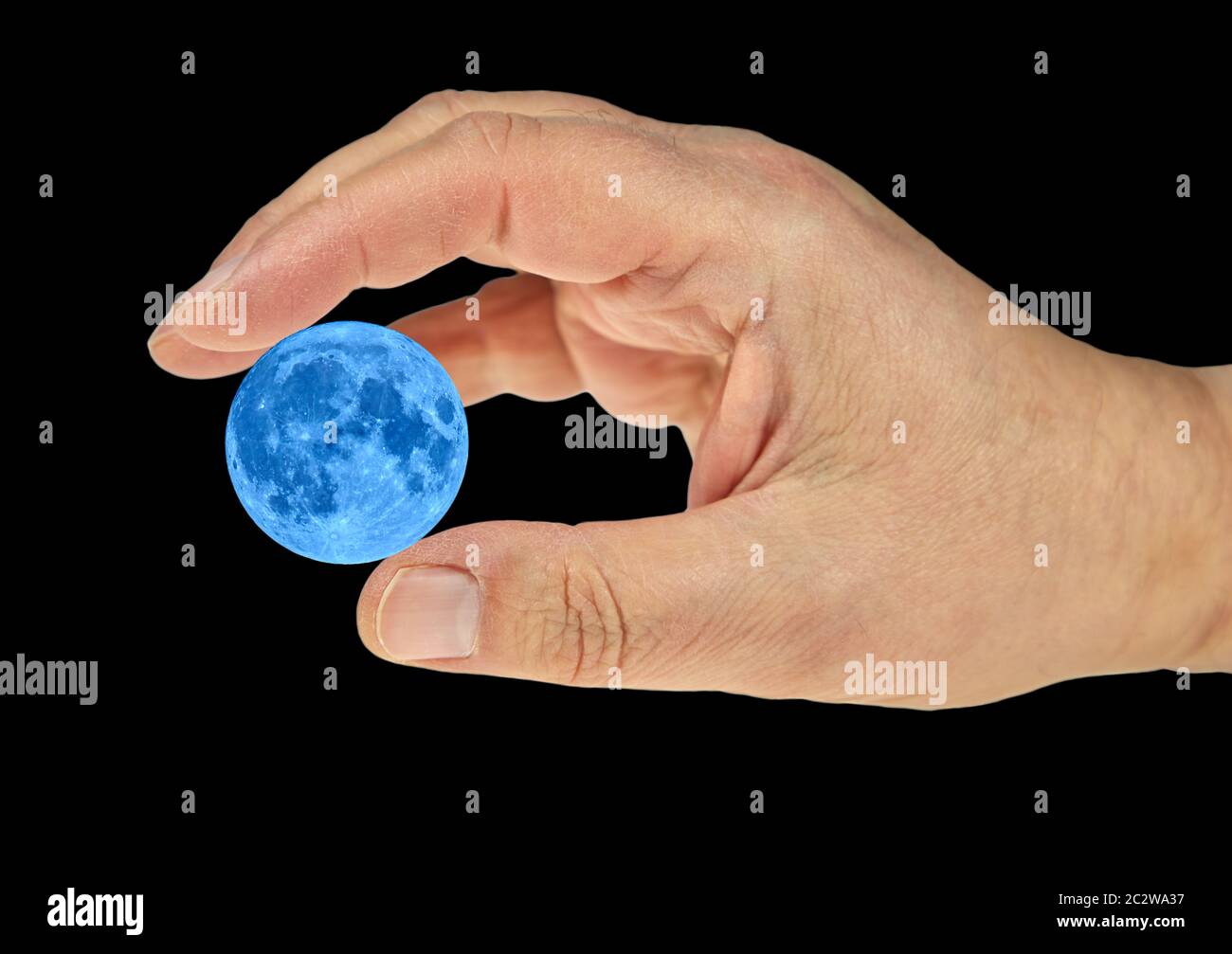 Fingernail moon hi-res stock photography and images - Alamy