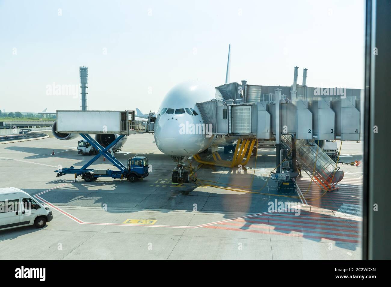 Cargo plane loading nose hi-res stock photography and images - Alamy