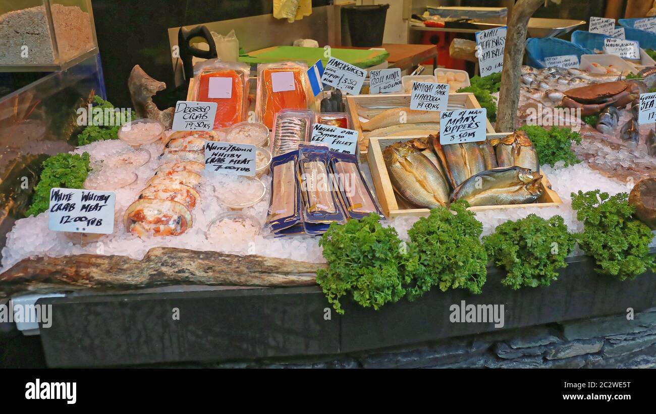 Borough market shellfish hi-res stock photography and images - Alamy