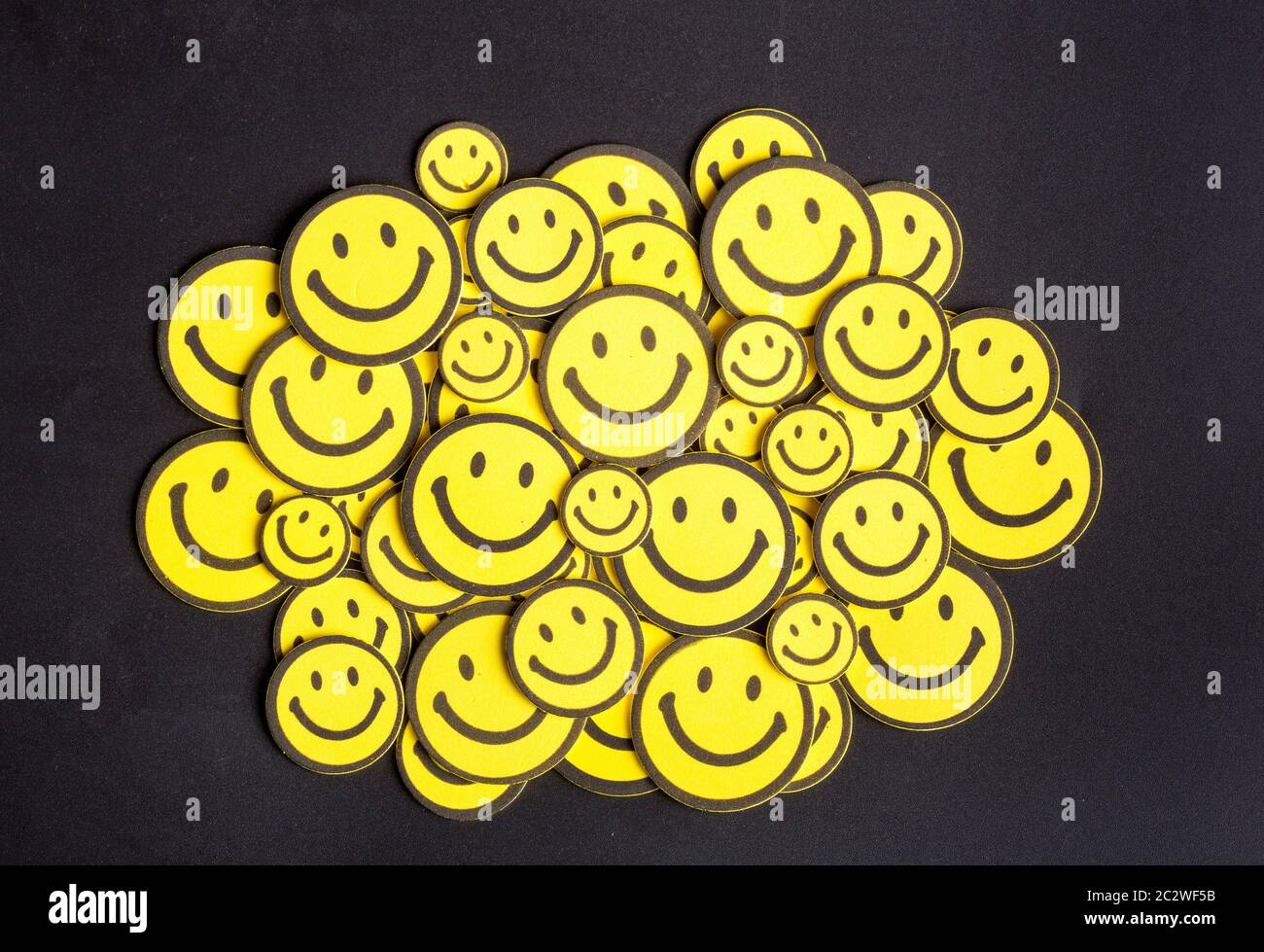 Smiley emoticon facial ok hi-res stock photography and images - Alamy