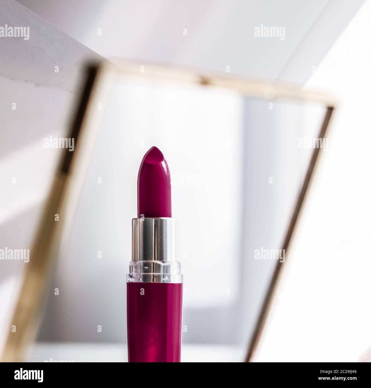 Vanity table hi-res stock photography and images - Alamy