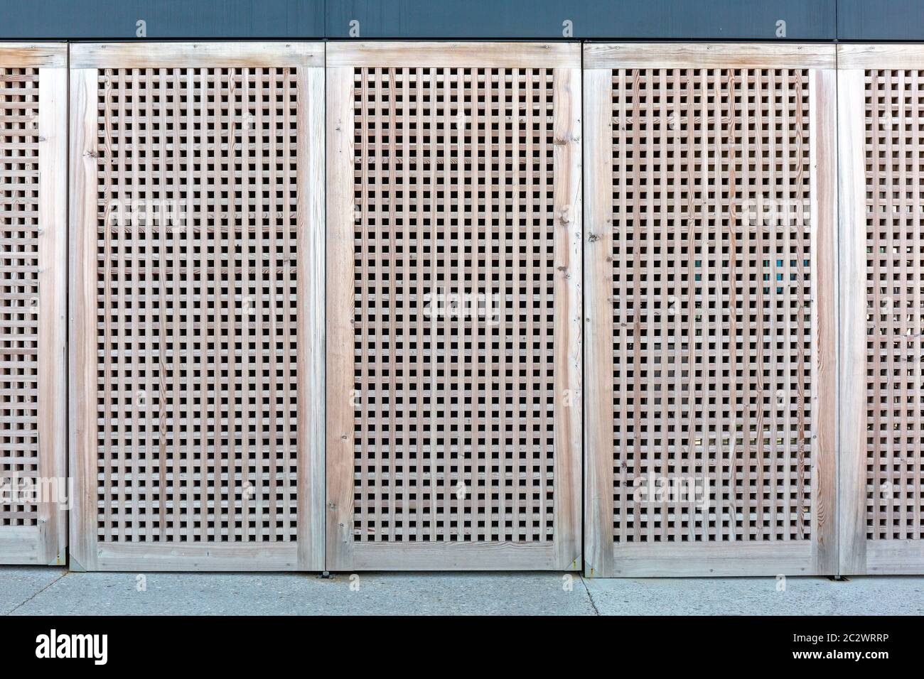 Wooden Screen Panel Boards Building Wall Structure Stock Photo - Alamy
