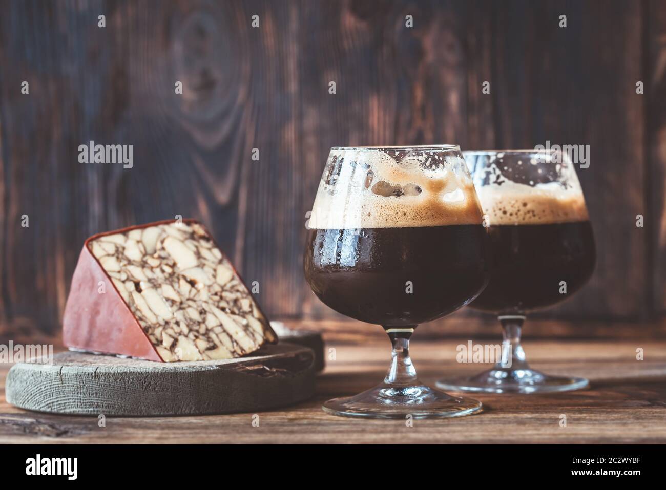 Irish porter glass hi-res stock photography and images - Alamy