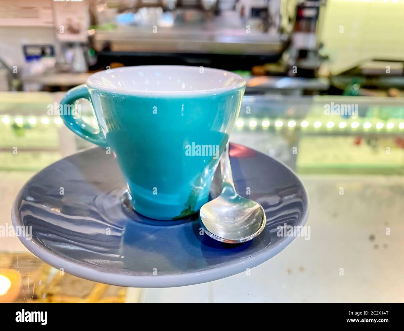 Italian coffee bar italy counter shop hi-res stock photography and ...