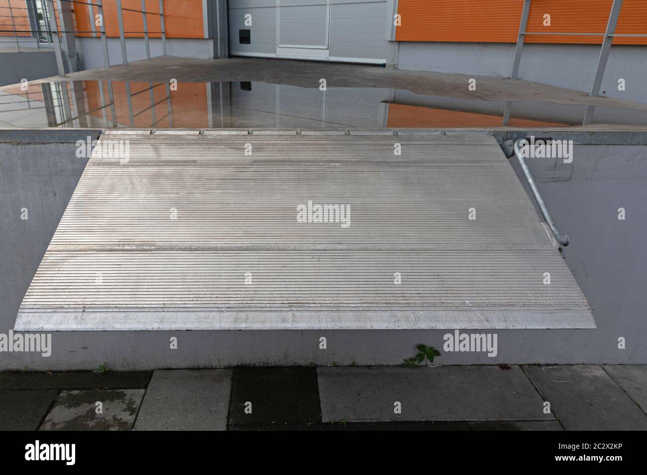 Loading Dock With Metal Ramp at Warehouse Stock Photo - Alamy