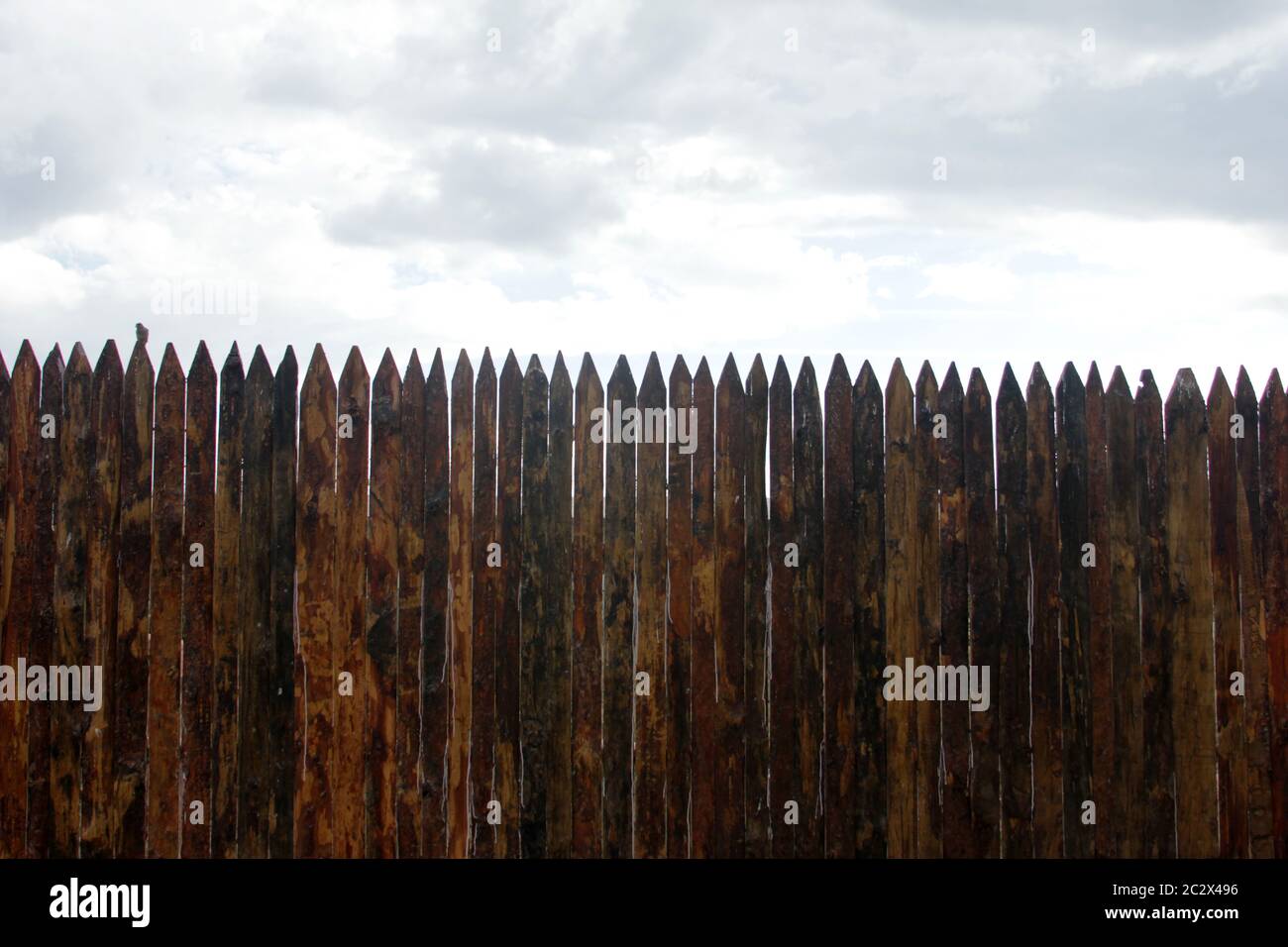 Front garden timber boundary fence hi-res stock photography and images ...