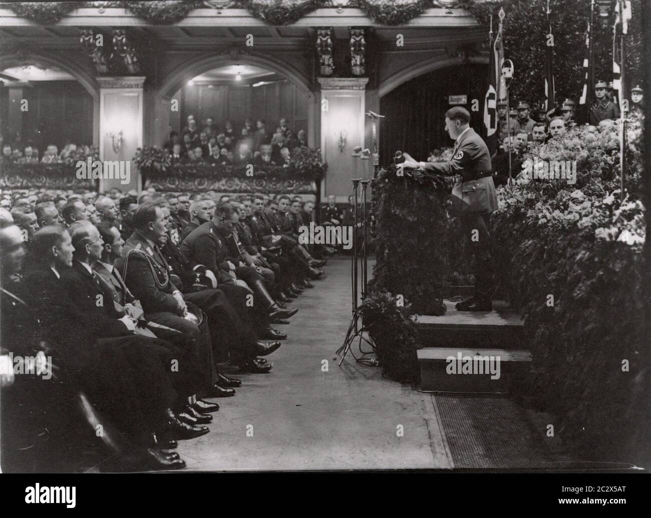 Assembly - Hitler speaks Heinrich Hoffmann Photographs 1933 Adolf ...