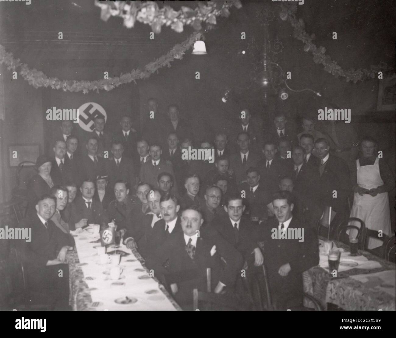 Heinrich Hoffmann Photographs 1933 Adolf Hitler's official photographer ...