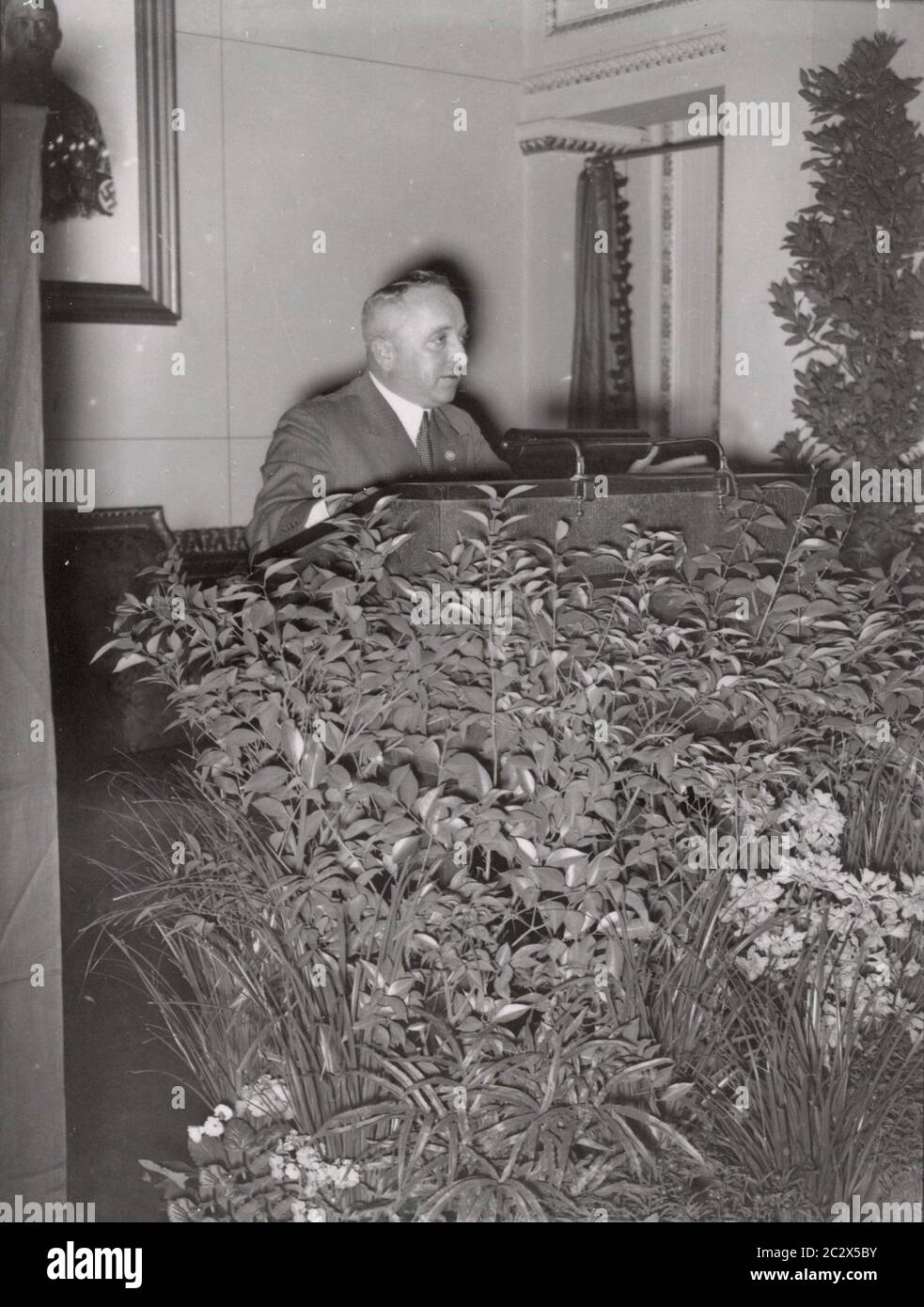 Ley speaks Heinrich Hoffmann Photographs 1933 Adolf Hitler's official ...
