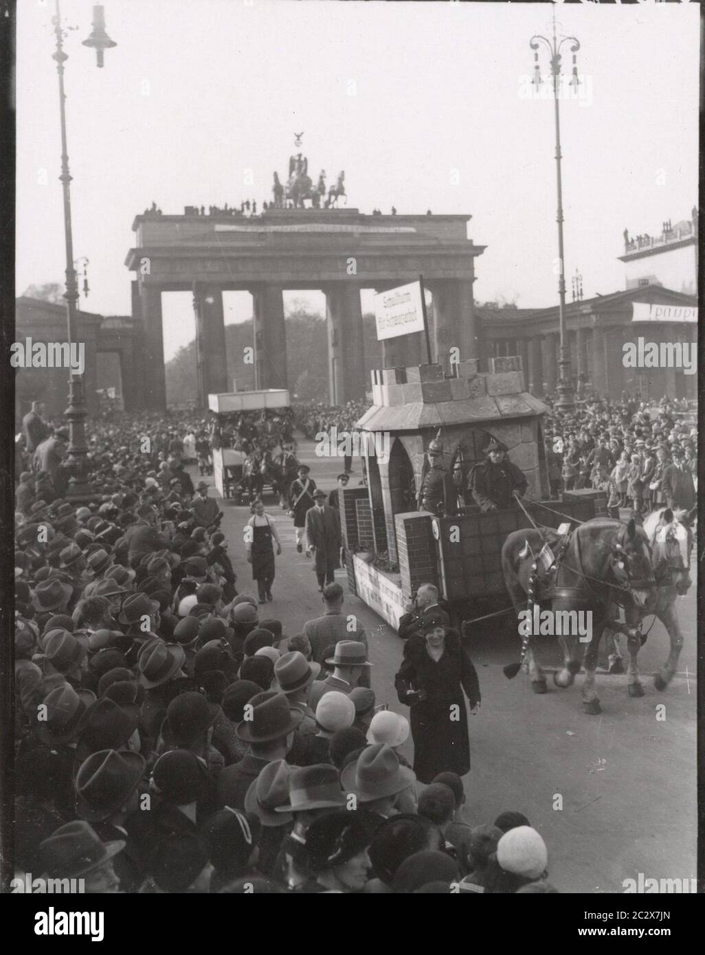 Promotional move of the German craft Heinrich Hoffmann Photographs 1933 ...