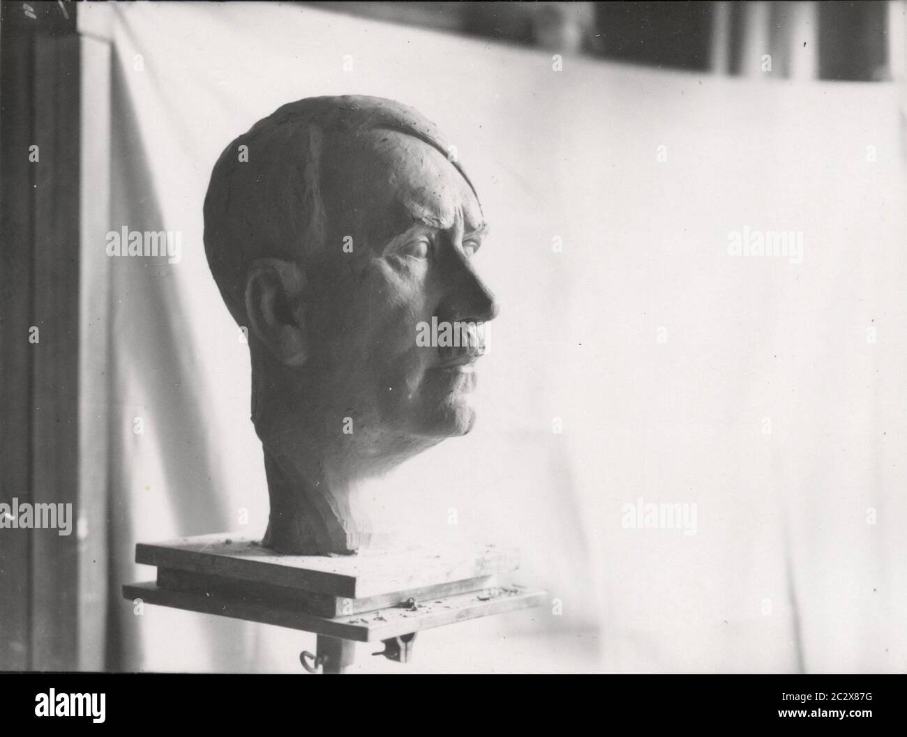 Bust of Hitler Heinrich Hoffmann Photographs 1933 Adolf Hitler's ...