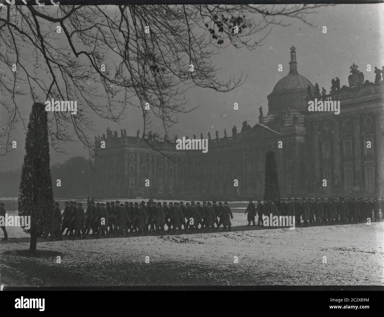 Reich Labor Service in front of the Potsdam Palace Heinrich Hoffmann ...