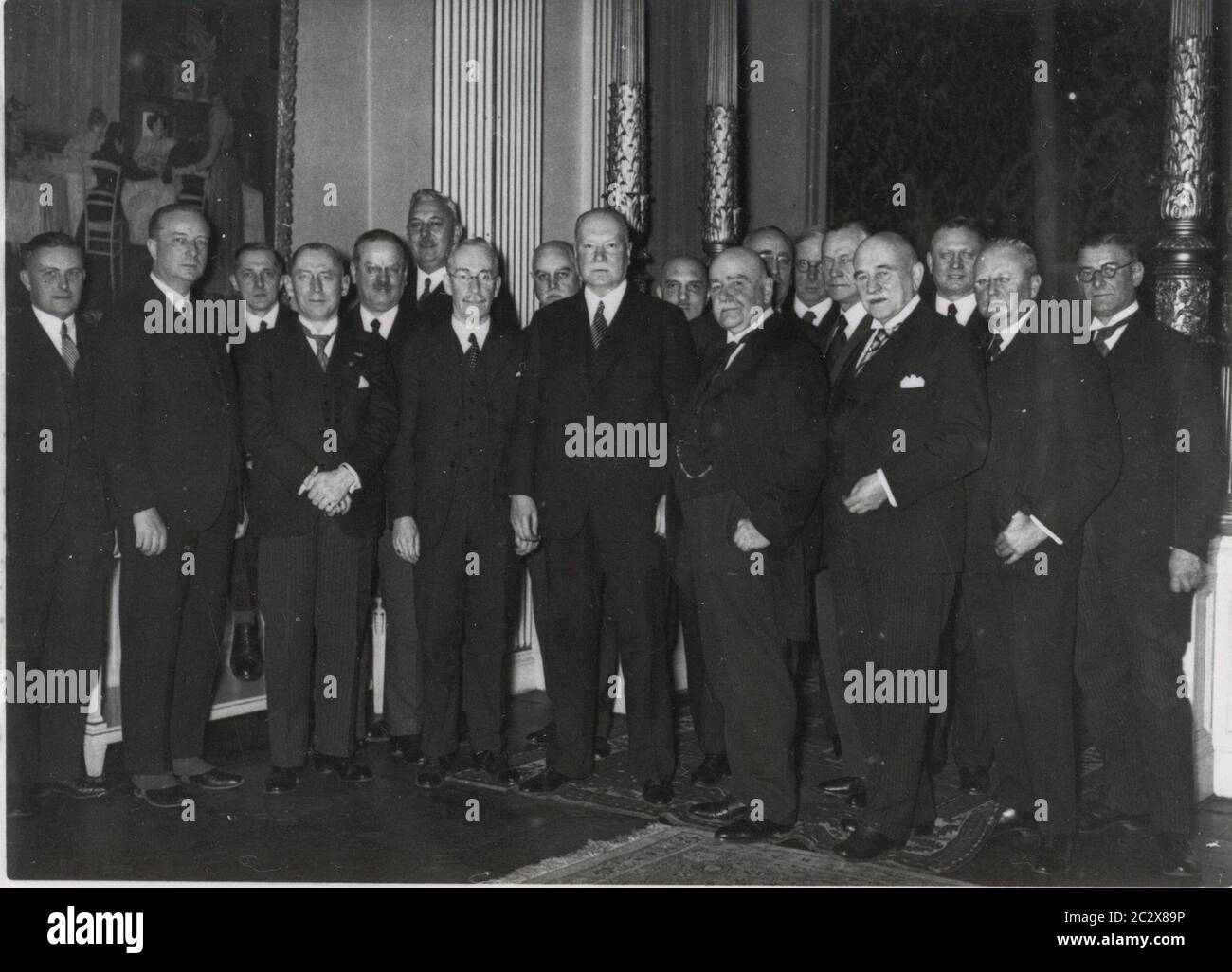 Adolf hitler group nazi leaders hi-res stock photography and images - Alamy