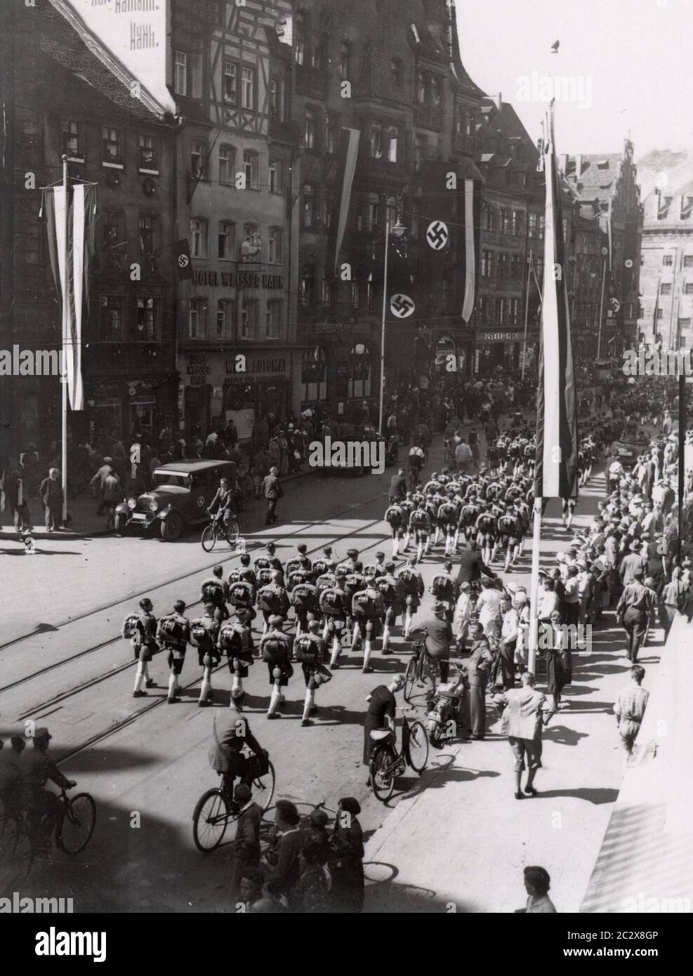 Pictures from the Nazi Party Rally in 1933 in Nuernberg - street ...