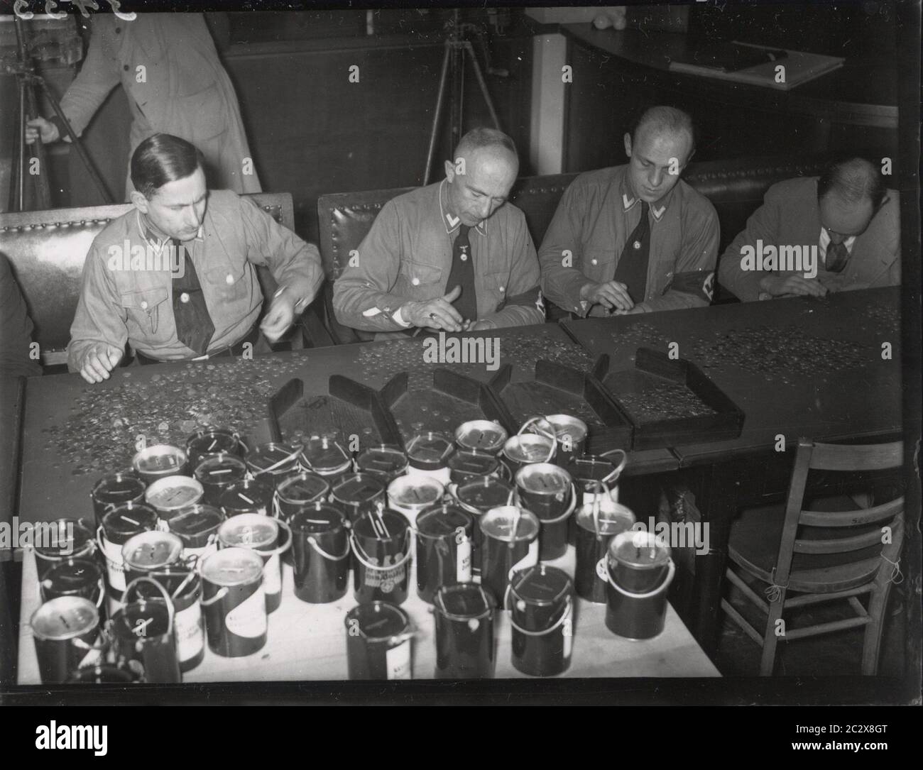 Counting the collection results of the winter aid agency - Head of the ...