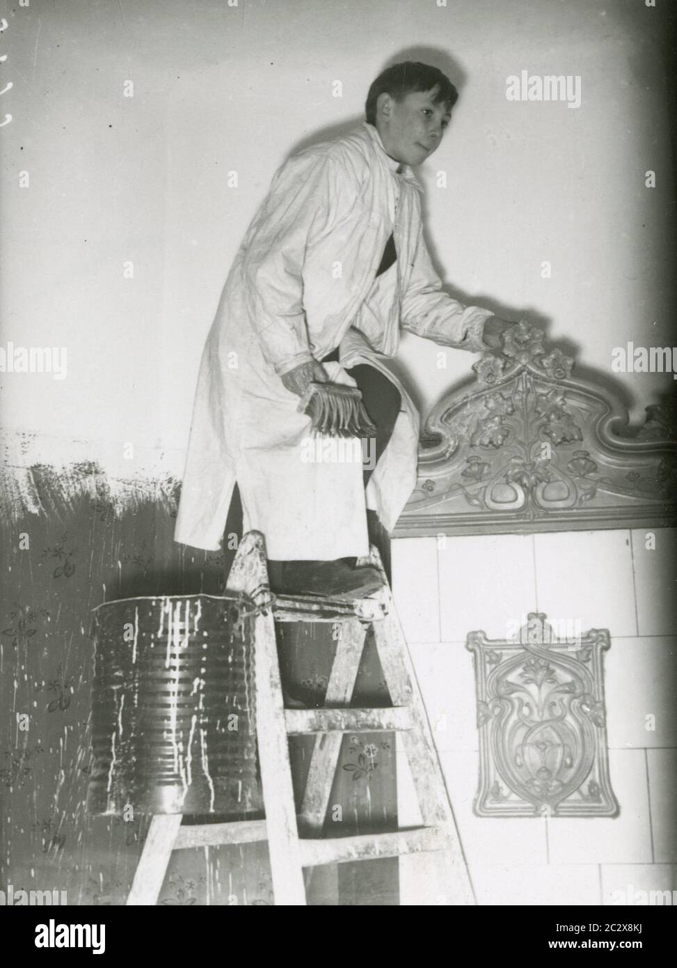 Young people build a home reportage Heinrich Hoffmann Photographs 1933 ...