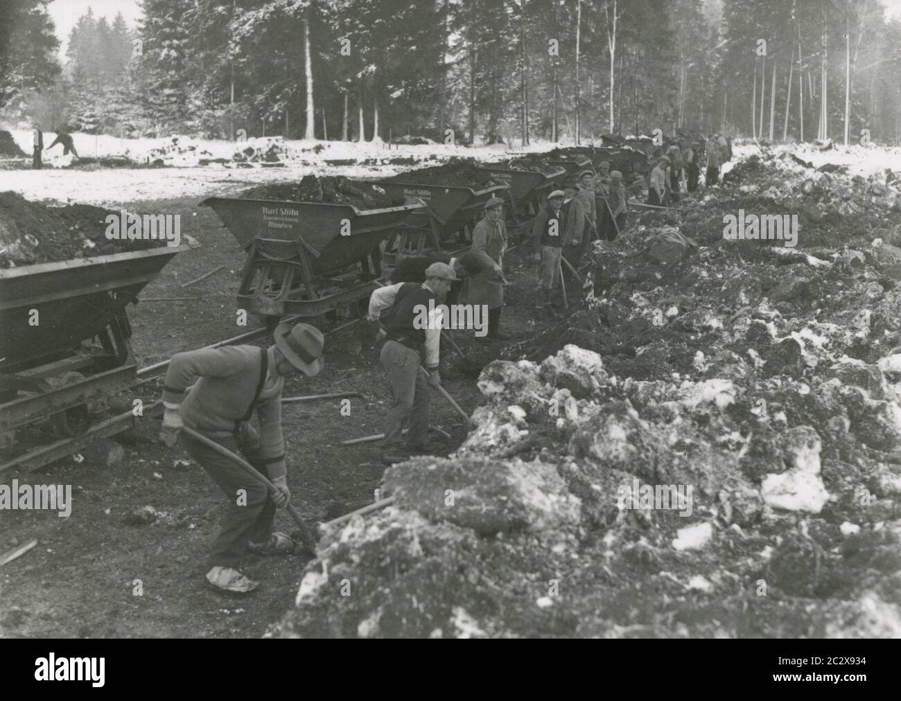 Construction site of the Reichsautobahn Heinrich Hoffmann Photographs ...