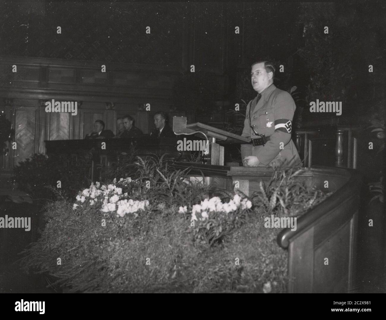 Reich Youth Leader from Schirach speak in front of Hitler Youth leaders ...