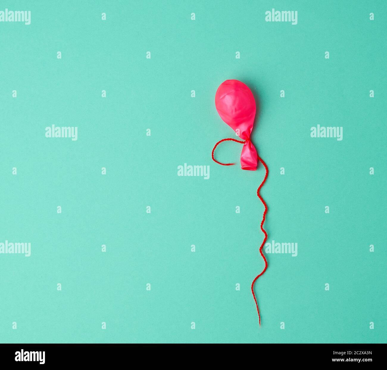 Deflated balloon nobody hi-res stock photography and images - Alamy