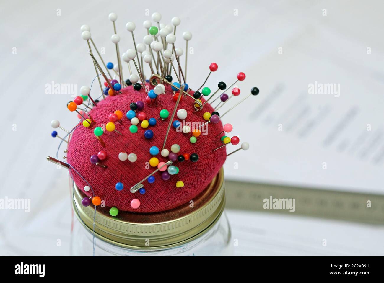 Pincushion sewing hi-res stock photography and images - Alamy