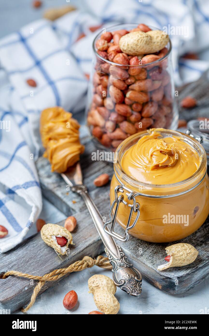 Peanuts in a jar hi-res stock photography and images - Alamy