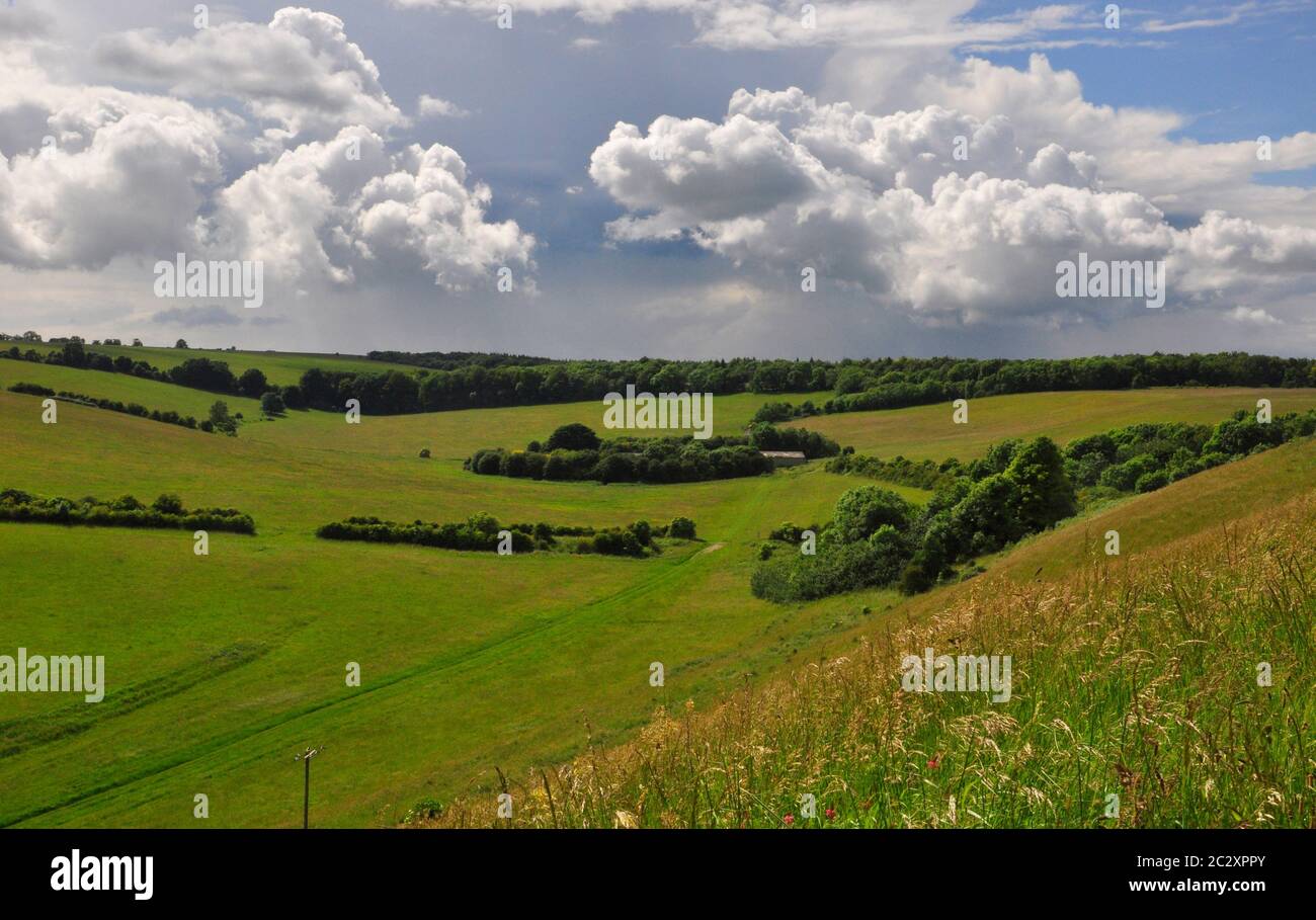 Rolling landscape hi-res stock photography and images - Alamy
