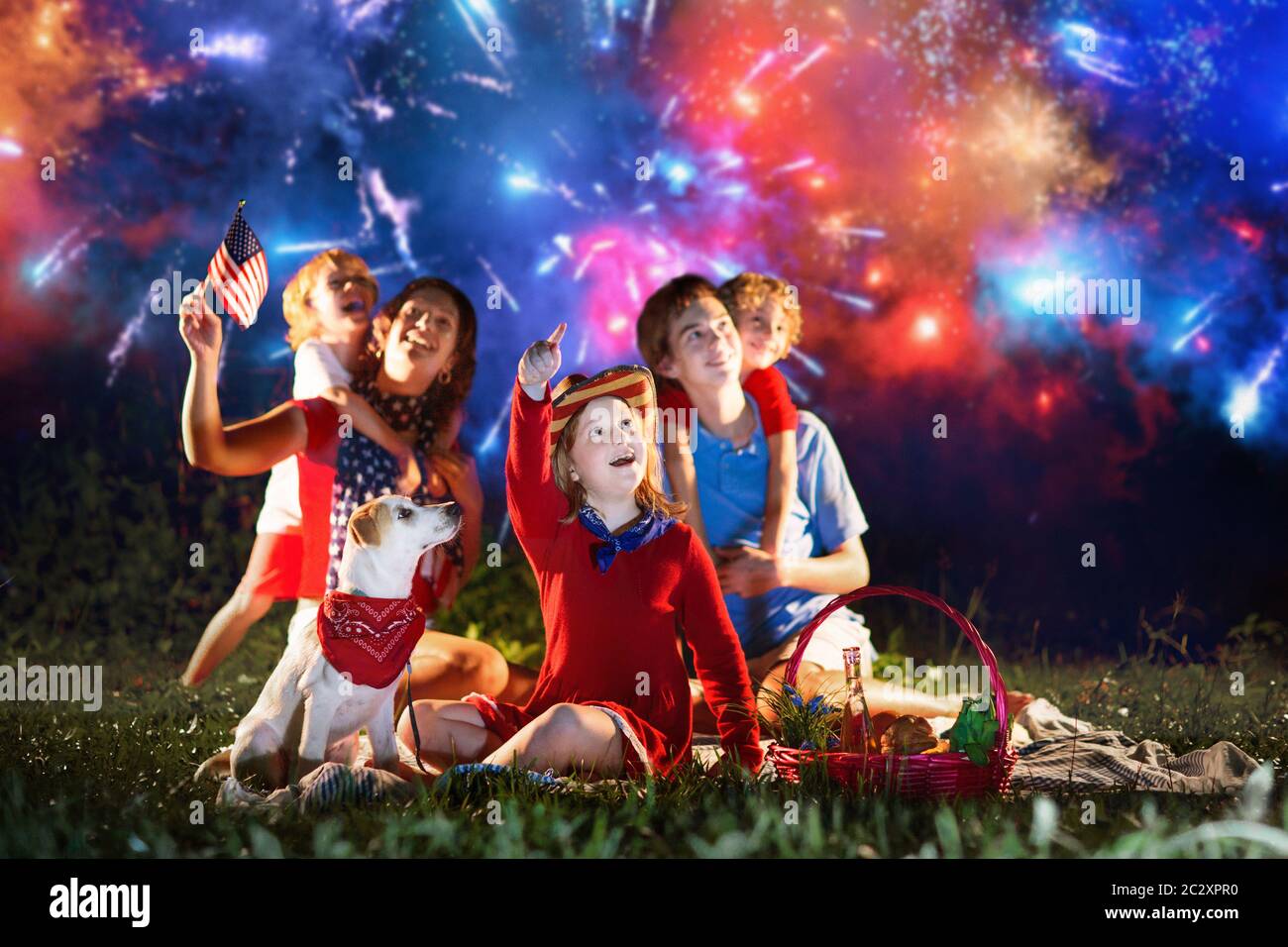 Children celebrating fourth of july hi-res stock photography and images ...