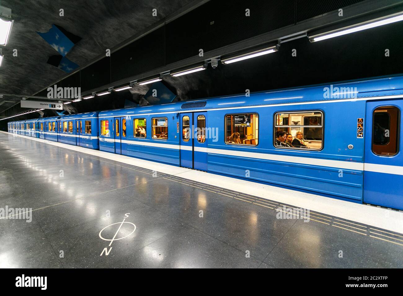 Subway station stockholm sweden hi-res stock photography and images - Alamy