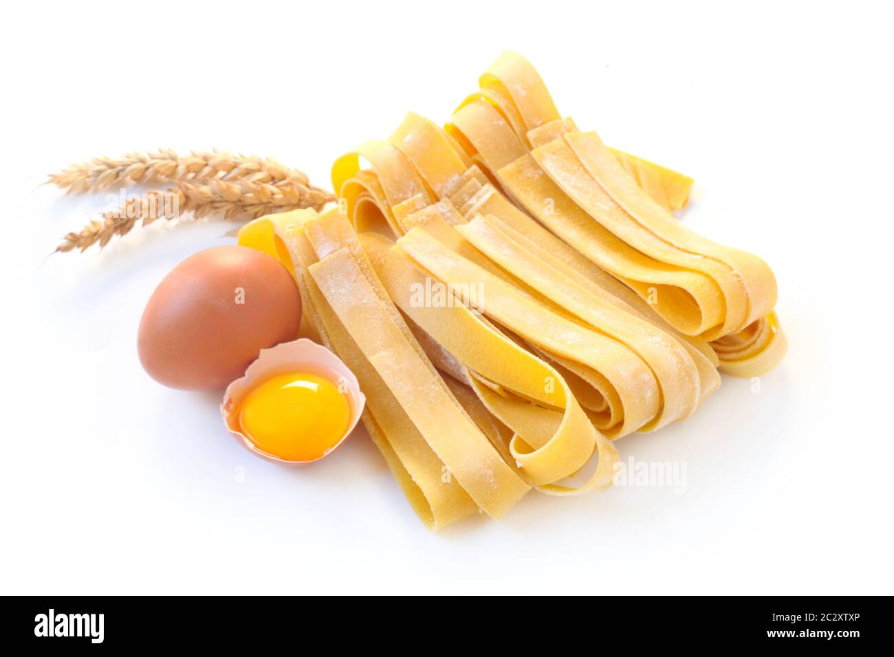Pappardelle on white hi-res stock photography and images - Alamy