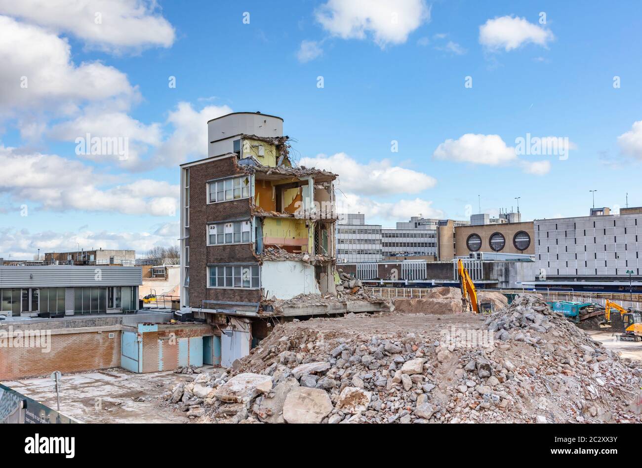 Basildon Town Centre High Resolution Stock Photography and Images - Alamy