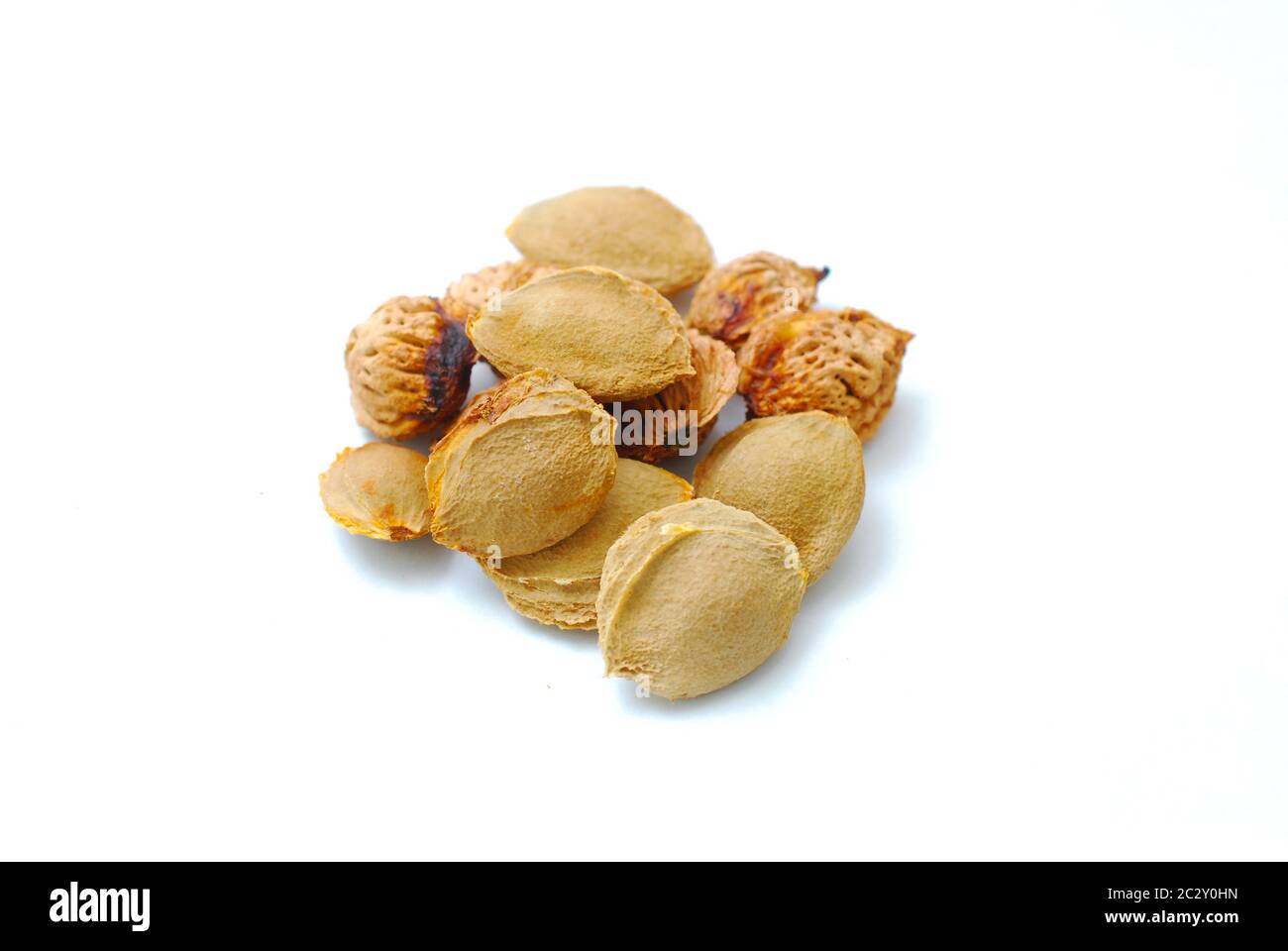Peach kernels hi-res stock photography and images - Alamy