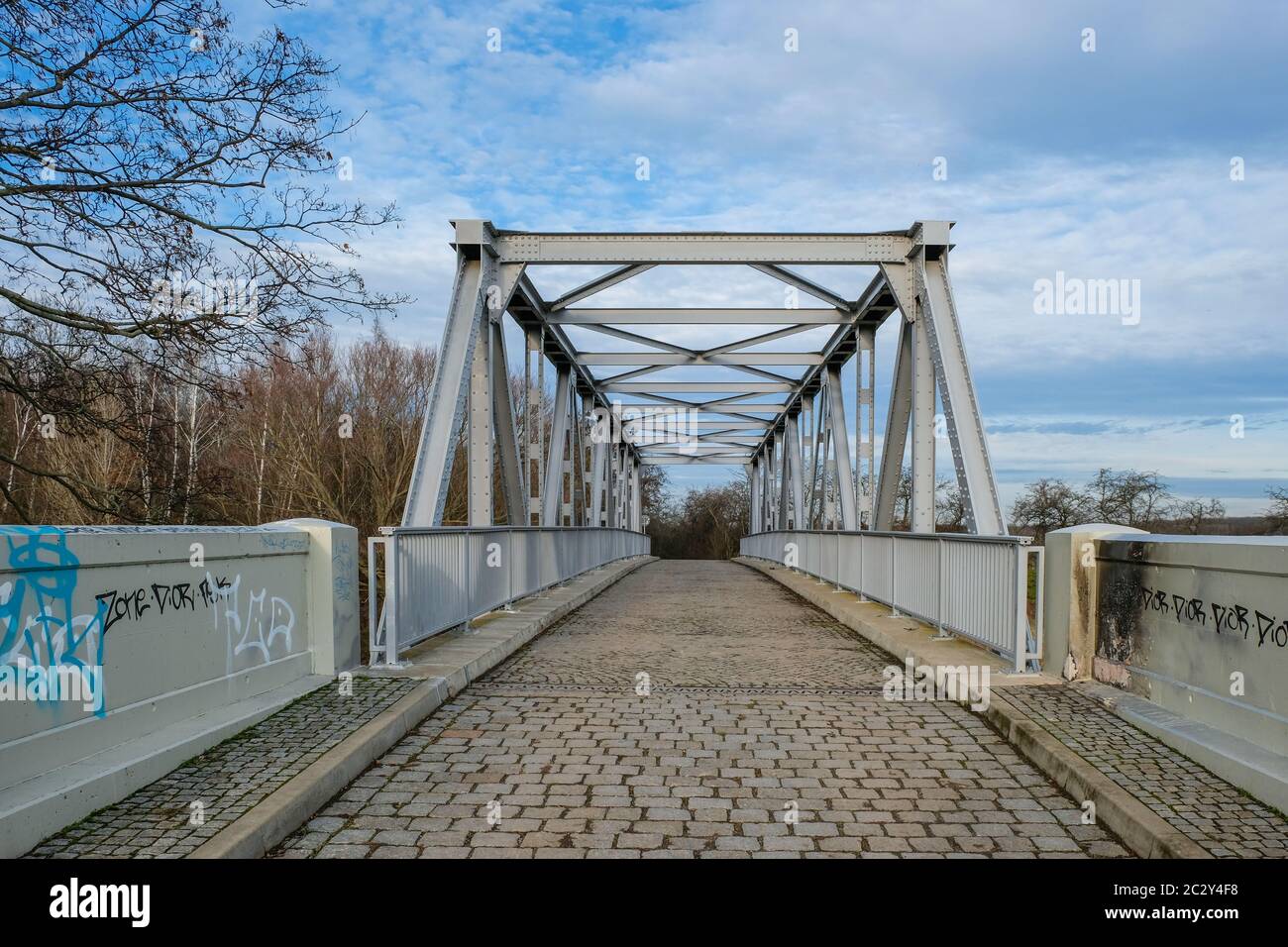 Bridge over the saale hi-res stock photography and images - Alamy