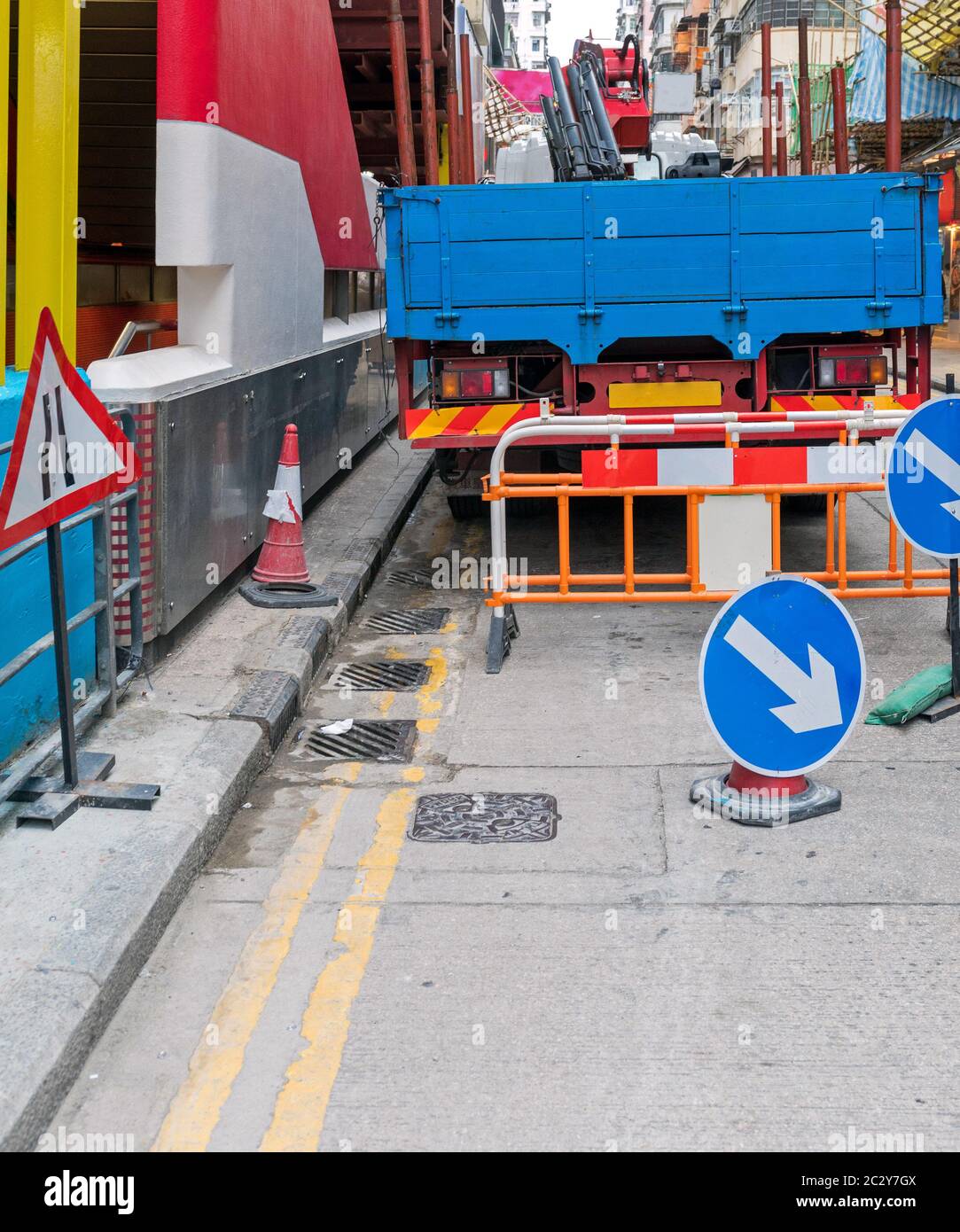 Truck lane parked hi-res stock photography and images - Alamy