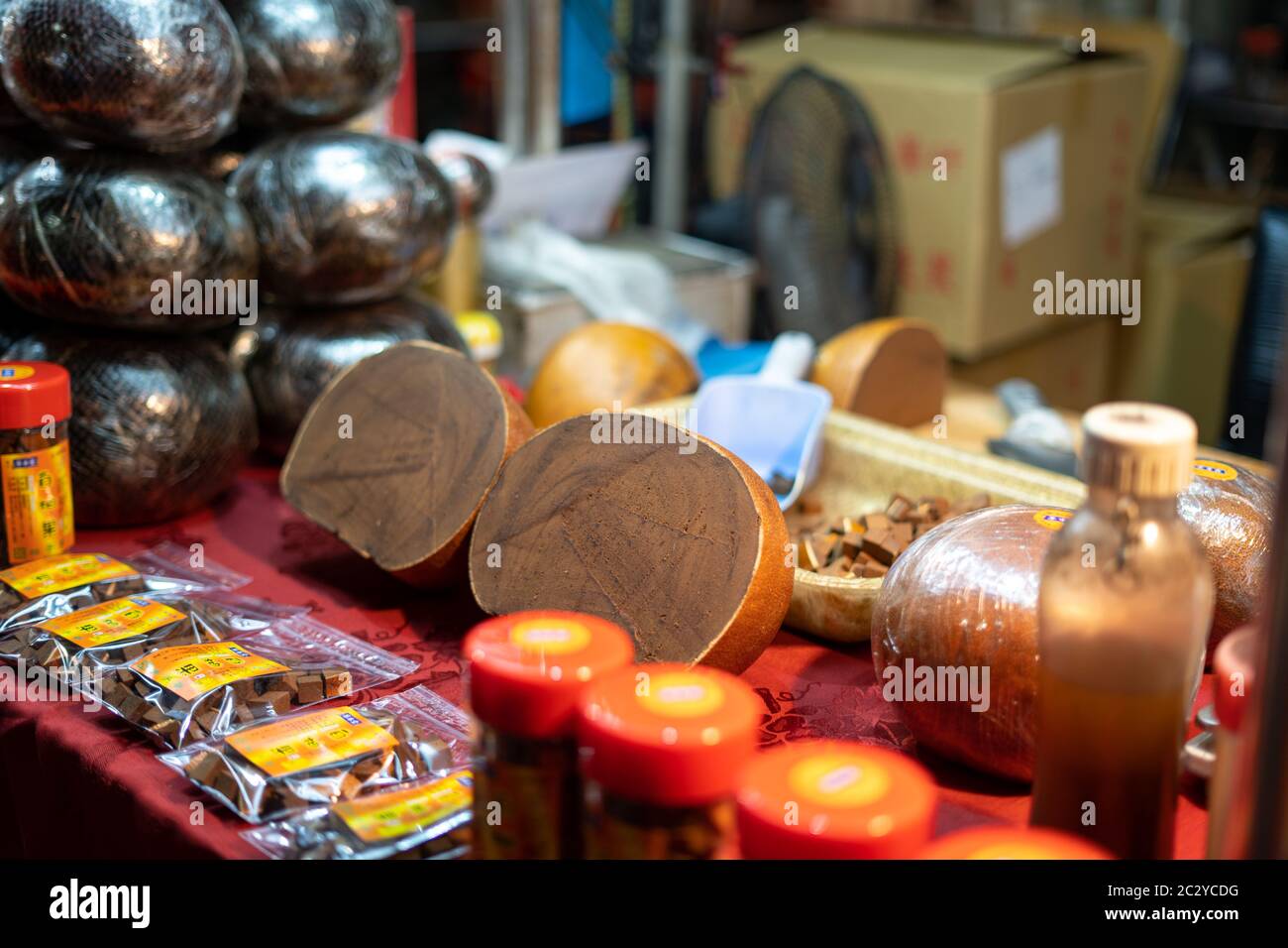 Ancient chinese medicine hi-res stock photography and images - Alamy