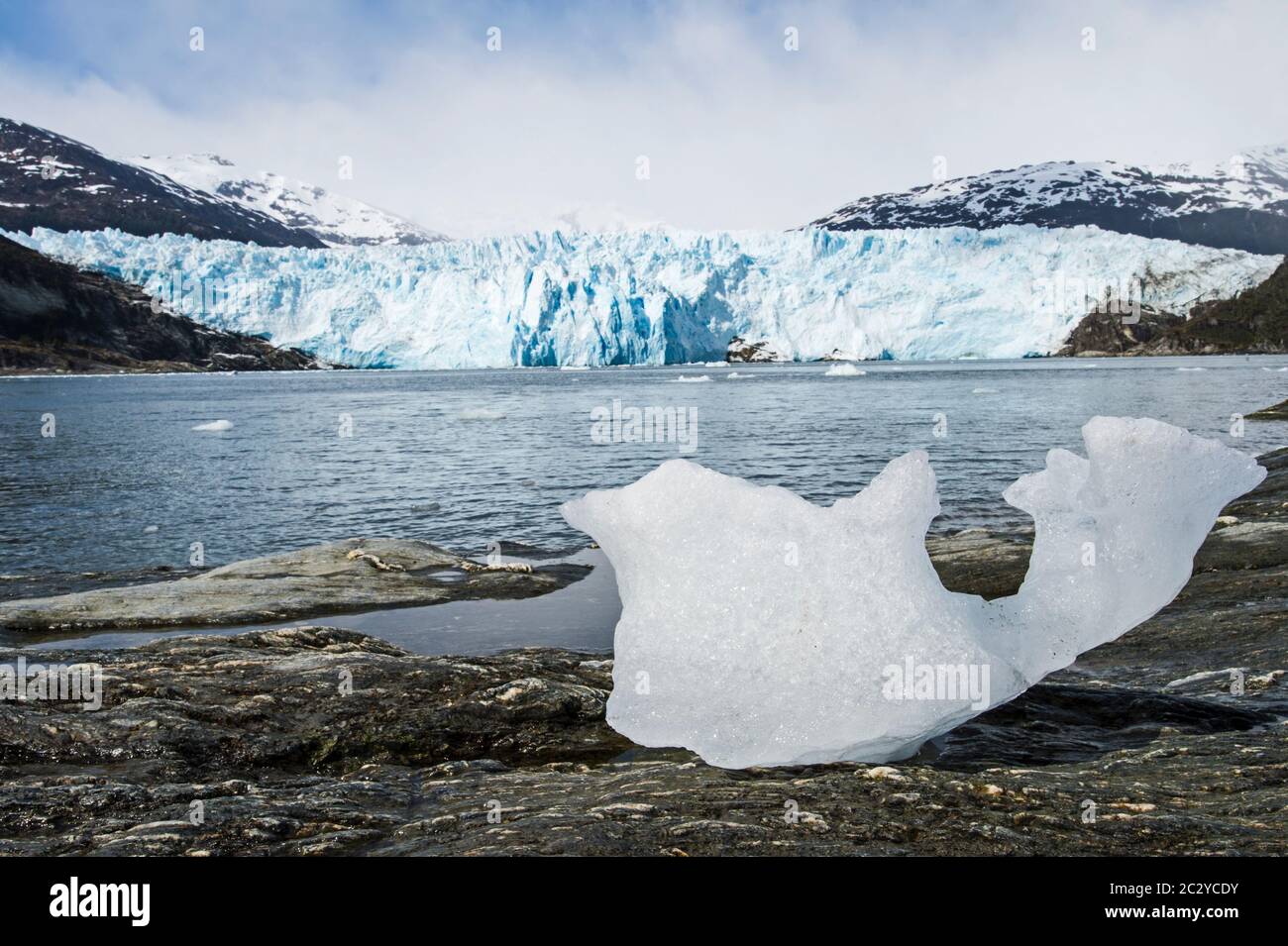 Frozen horizontal hi-res stock photography and images - Alamy