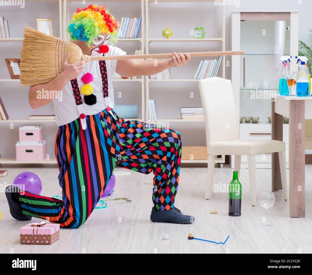 Cleaner cleaning comedy hi-res stock photography and images - Alamy