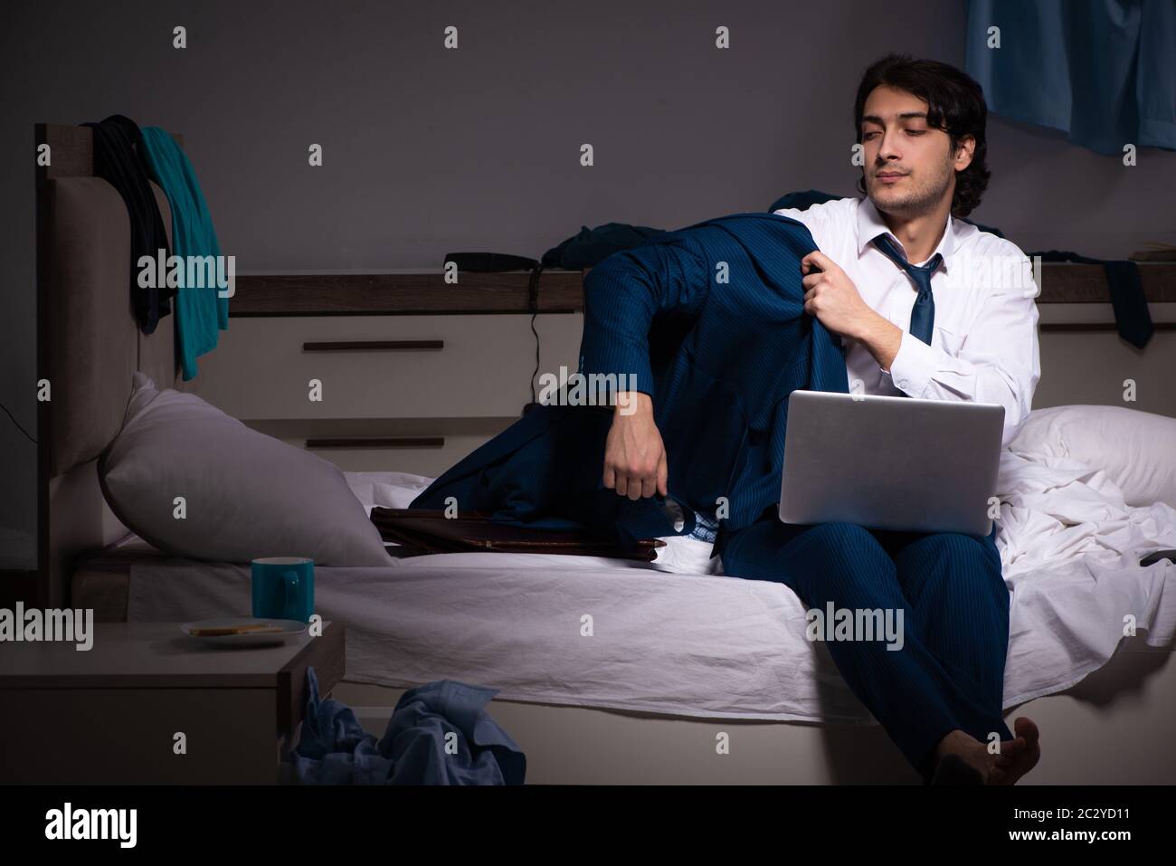 Report night shift hi-res stock photography and images - Alamy